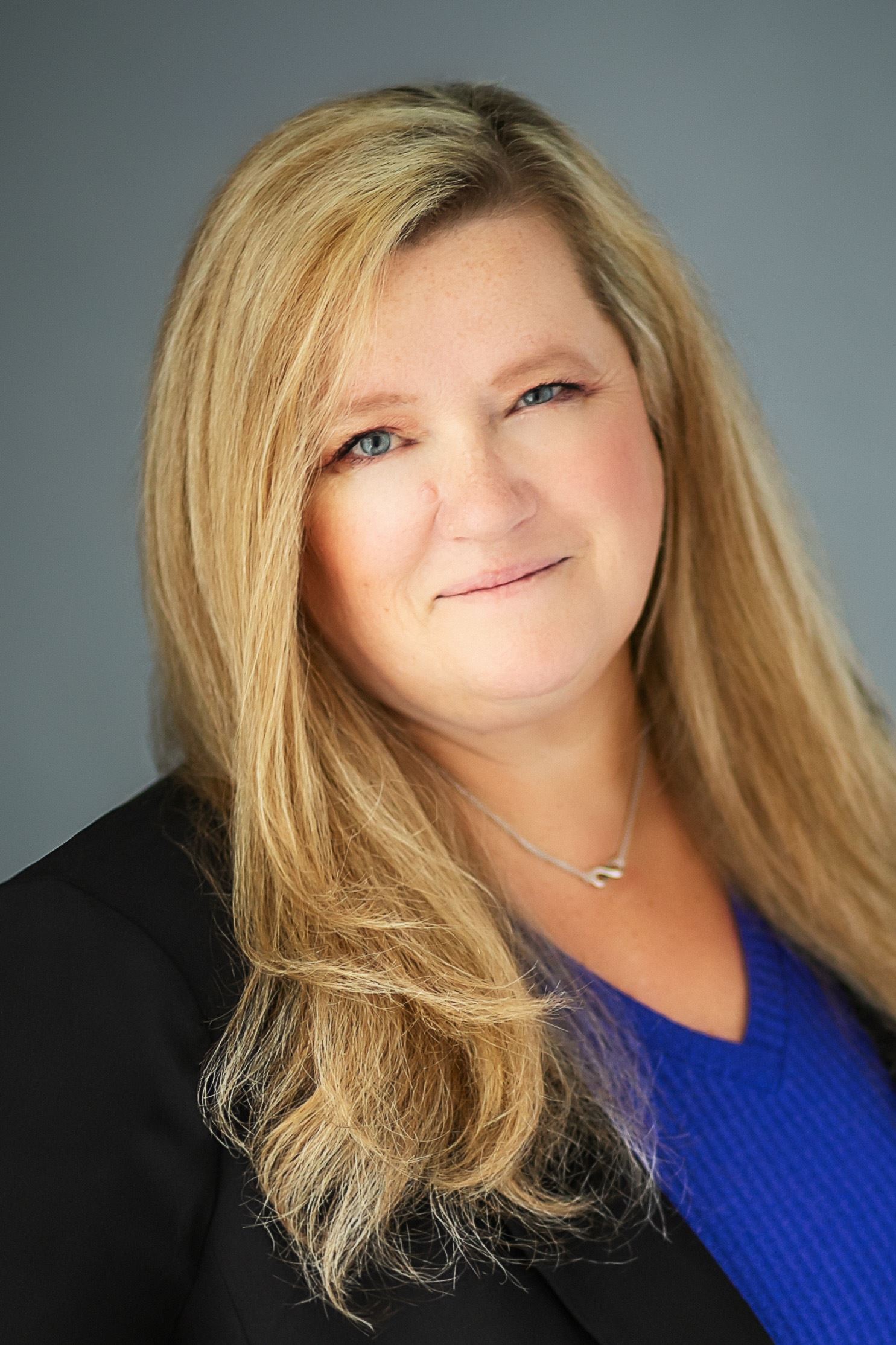 Valencia Insurance Services: Dawn Abasta